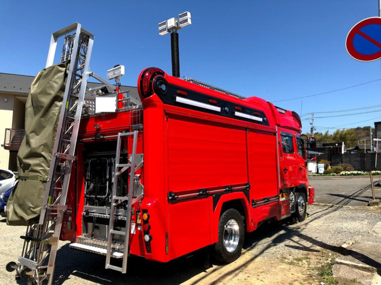 LED照明装置 NIGHT SCAN CHIEF - 消防車 消防関連 投光機 梯子昇降装置 佐藤工業所